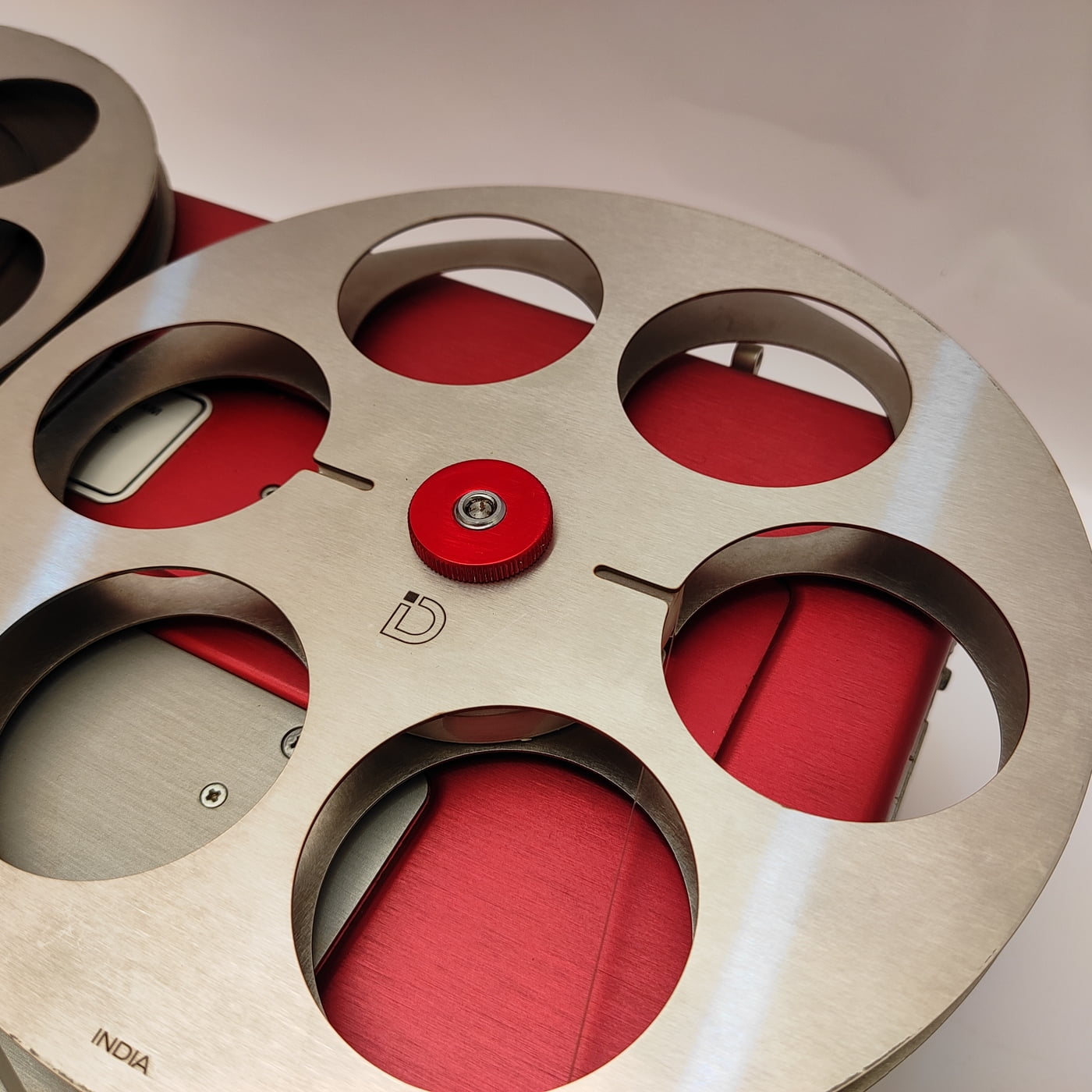 NAGRA E - Reel Holding Nuts - NE-NUT-RED