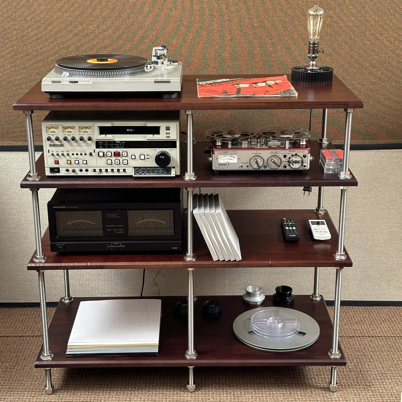 VAC - 4 Shelf Double Width - 42” x 20” AV Rack - AVR-4S-2C