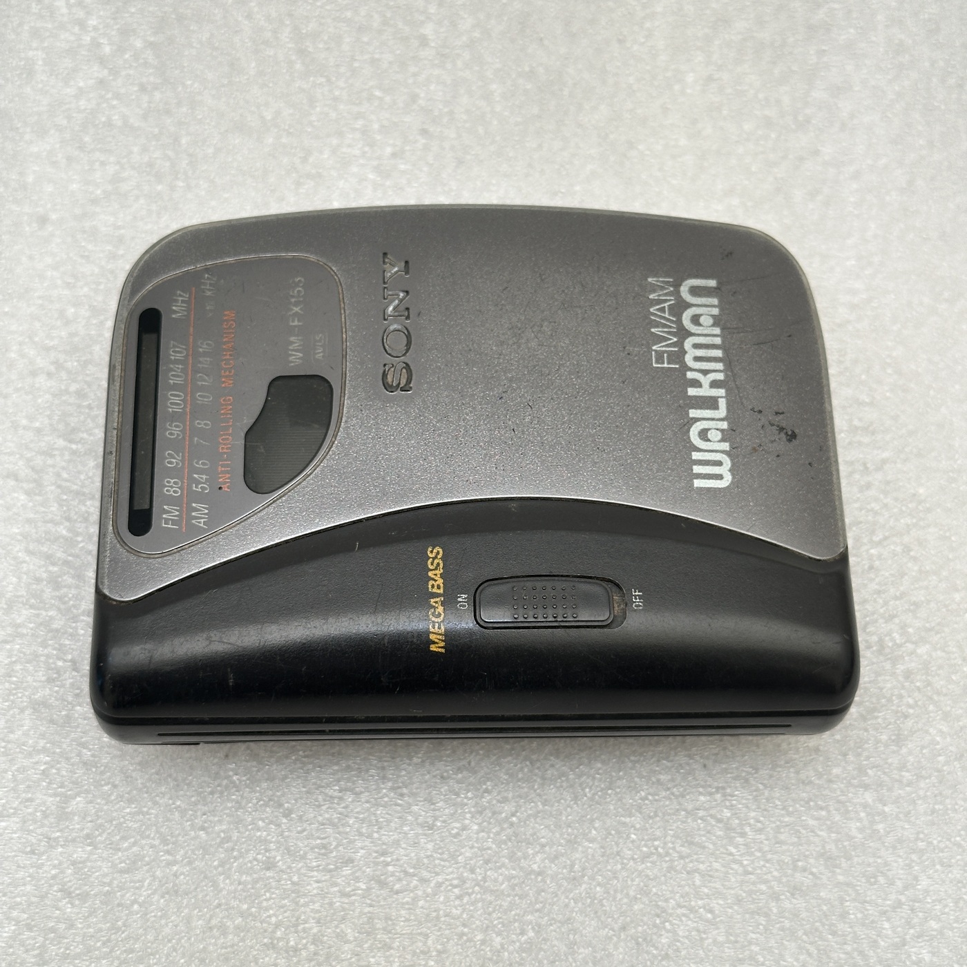 SONY - Stereo Cassette Walkman FM/AM - WM-FX153