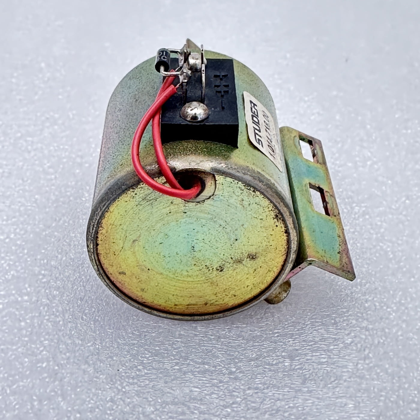 Studer A807 - Pinch Roller Solenoid - 1.014.718.00